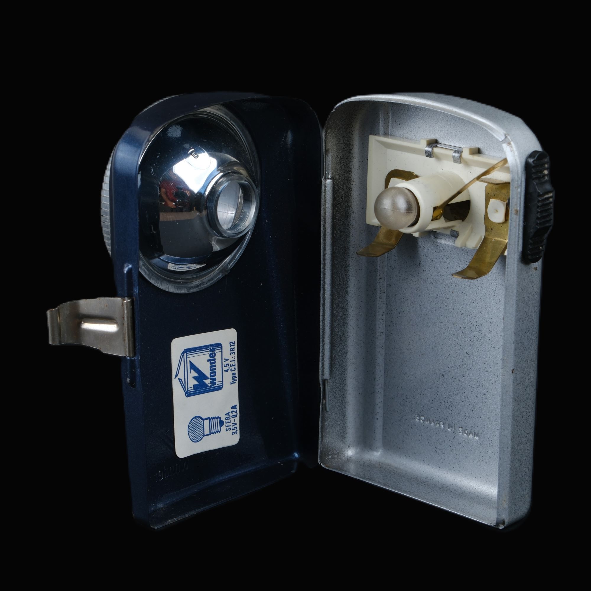 Wonder flashlight, ca. 1970 – UNIQUE